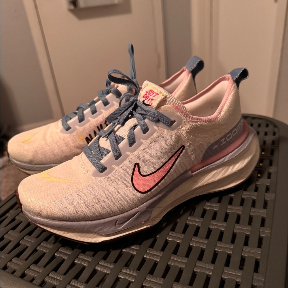 Nike Invincible Fly Knit Women’s Running Shoes - Gem